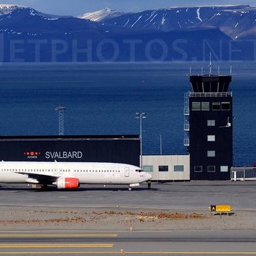 Longyearbyen Svalbard Airport (Longyearbyen, Norway) - reviews, photo ...