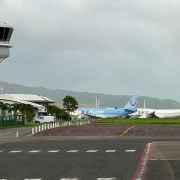 Martinique Aime Cesaire International Airport (Fort-de-France ...